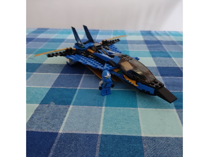 Lego Ninjago Džejev avion