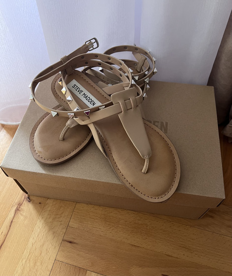 STEVE MADDEN sandale