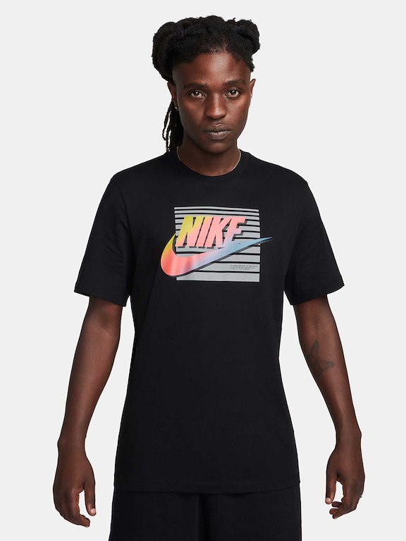 NIKE M NSW TEE 6MO FUTURA
4645 RSD 3716 RSD