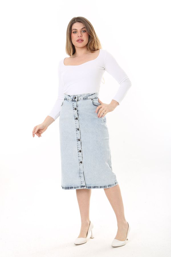 Şans Women's Plus Size Blue Front Buttoned Denim Skirt