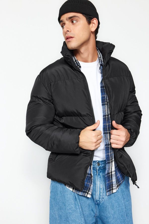 TRENDYOL BLACK REGULAR FIT STANDARD MOLD PUFFER JACKET