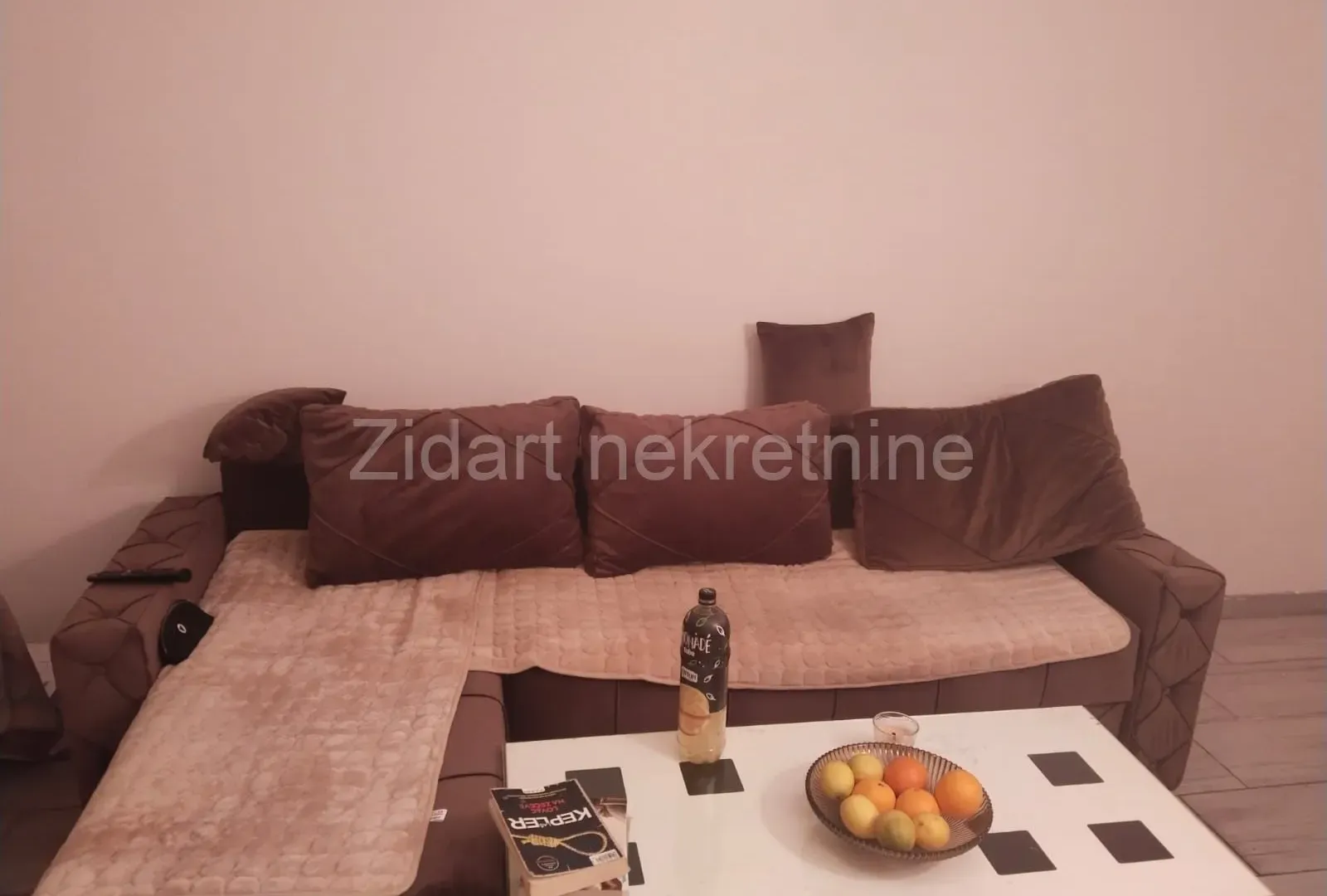 Prodaja, dvosoban stan, 55m2, Batajnica, Beograd