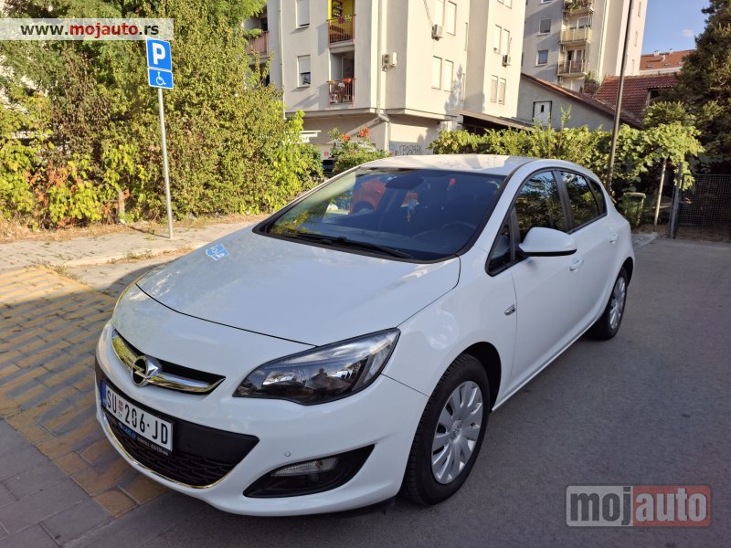 Opel Astra 1.6