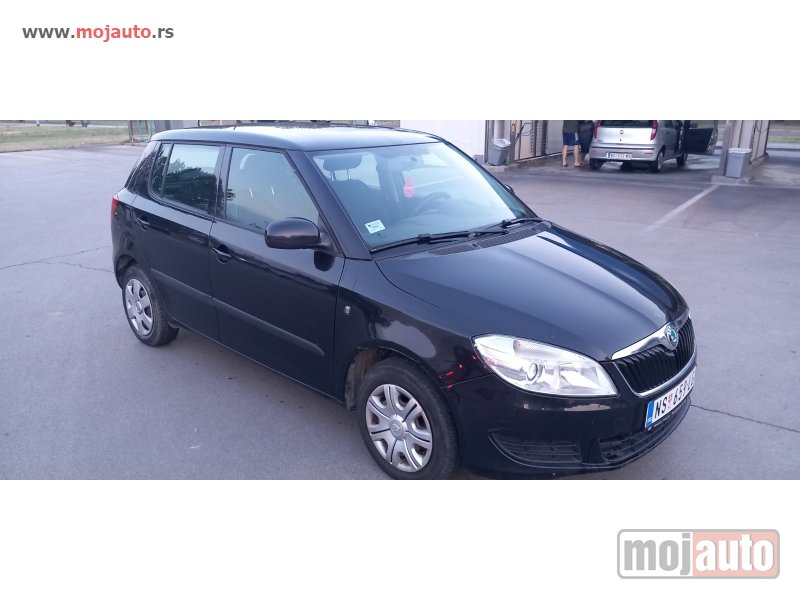 Škoda Fabia ODLICAN AUTO ,1.2 TDI PRVA BOJ