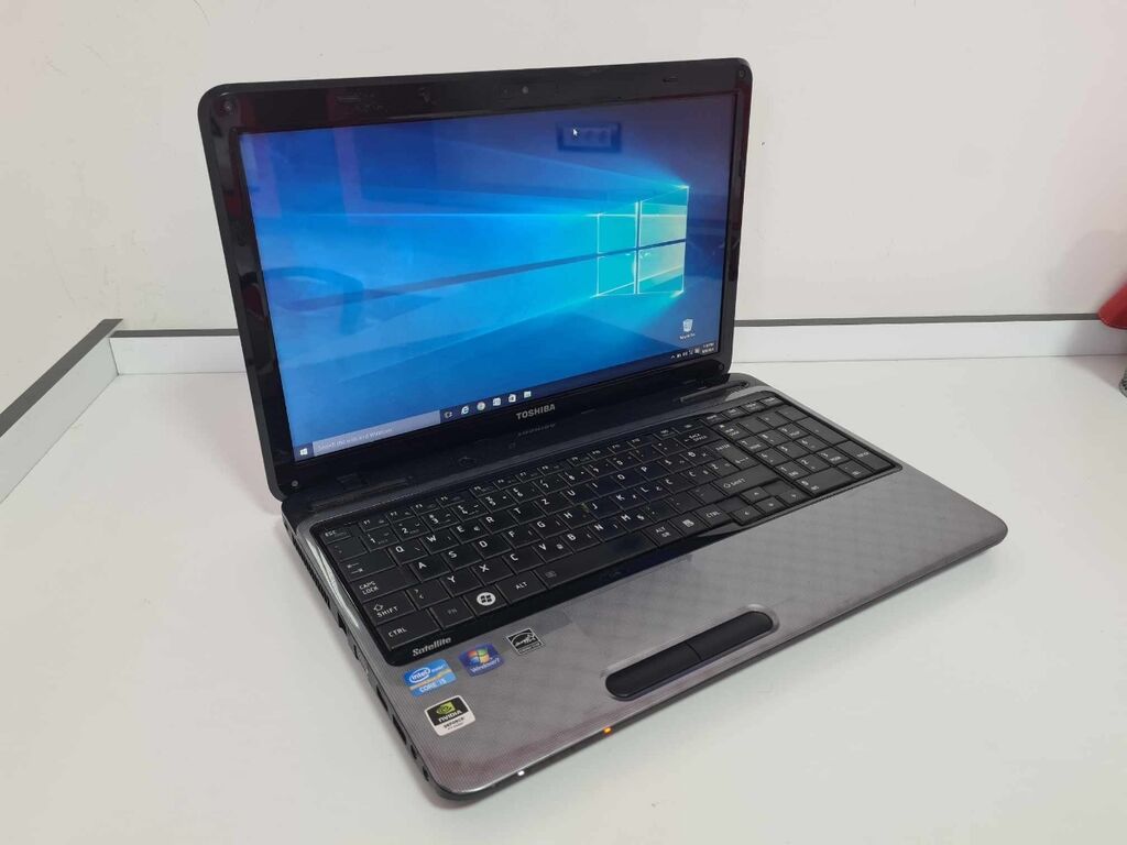 Toshiba satellite L750 Procesor: Intel Core i5-2430M 2.40Ghz Ram