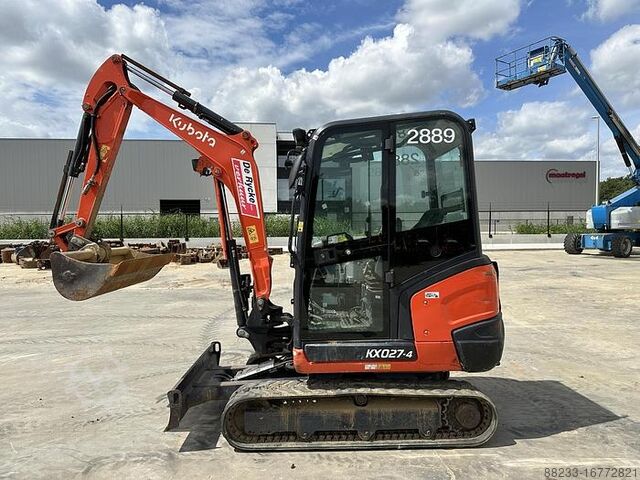 Mini Buldožer
Kubota KX027-4