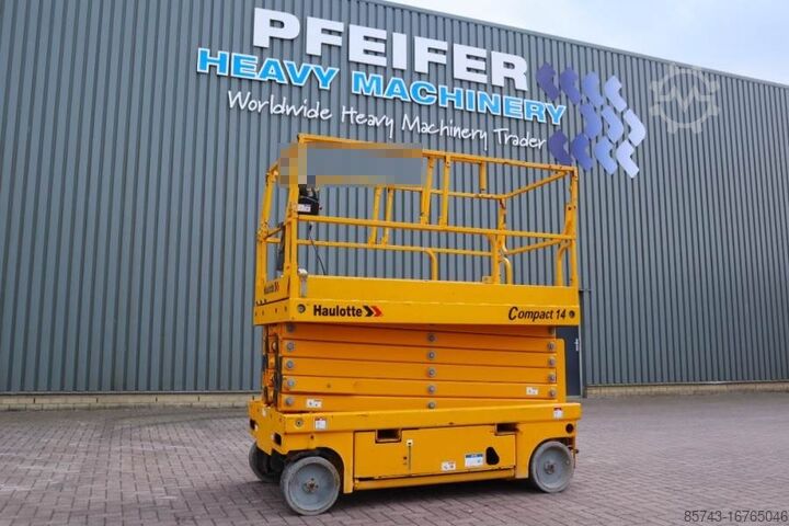 Podizanje makaza
Haulotte Compact 14 Electric, 14m Working Height, 350kg Cap