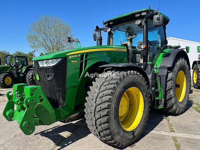 John Deere 8400 R traktor točkaš