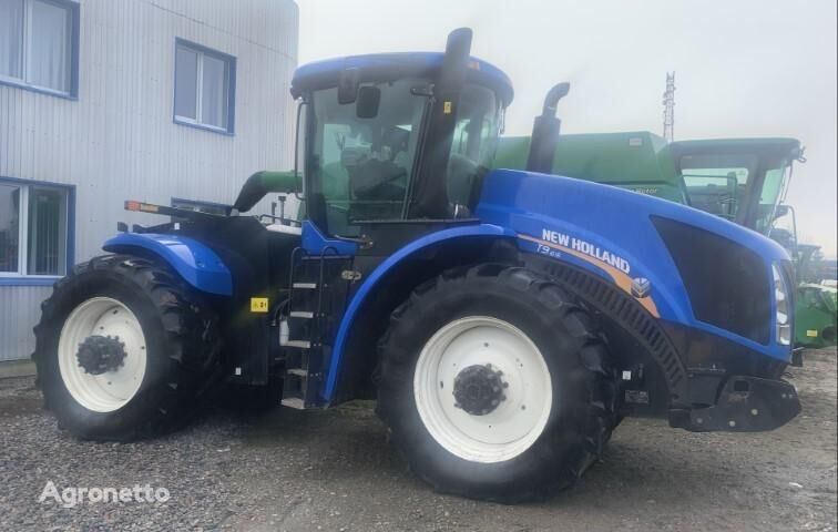 New Holland traktor točkaš