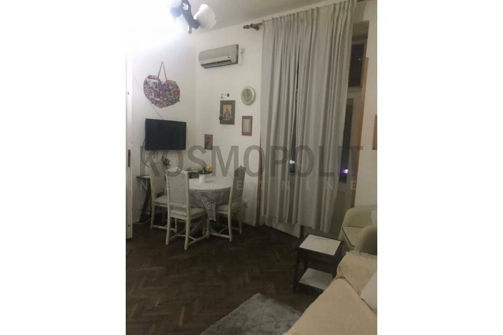 Stari grad, Gundulićev venac, Žorža Klemansoa , 1.5, 34m2, 167000 EUR