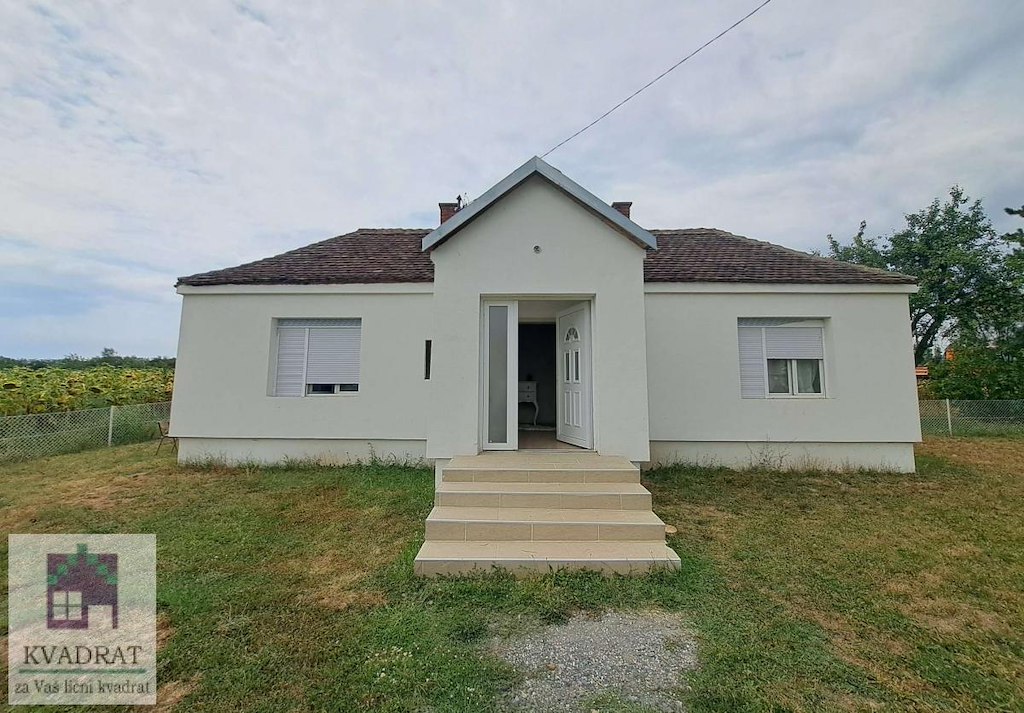 Kuća, seosko imanje , 48 m2, 2, 3 ha , Banjani, Ub, 60. 000€