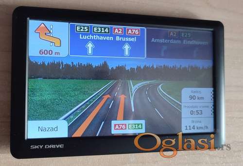 Vrhunski GPS GoPROSTO 7" HD 8gb 256mb RAM mape u ceni 115e