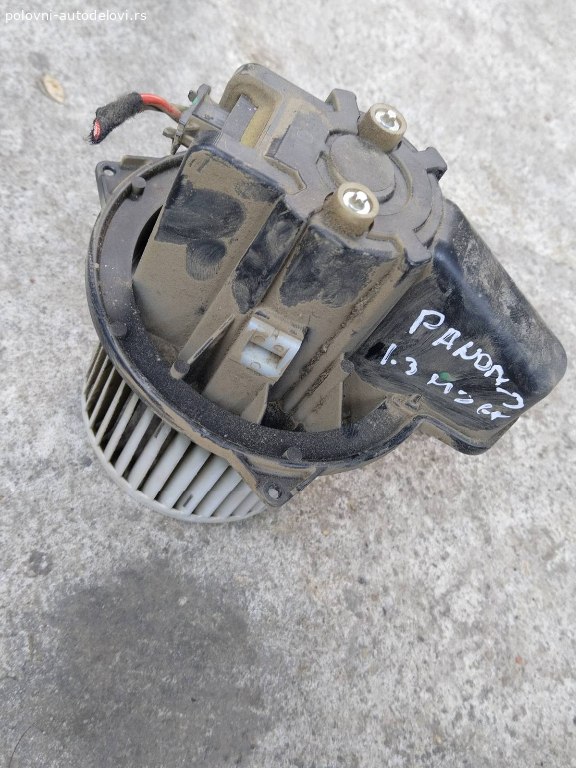 Fiat panda 3 ventilator u kabini Originalni delovi Moguca u