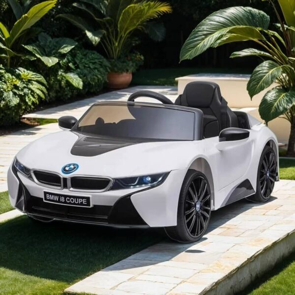 Licencirani dečiji auto na akumulator BMW I8 Concept sa kožnim sedištem i mekim gumama – beli, SM-24202A