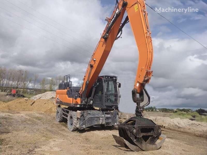 Doosan DX 250 WMH bager točkaš