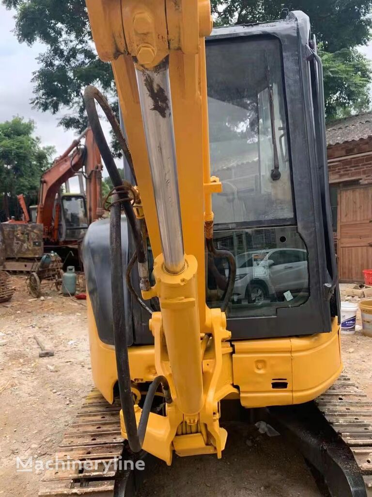 Komatsu PC35MR-2 mini bager