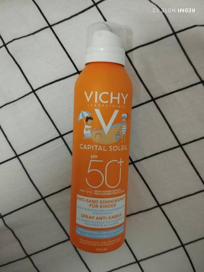 Vichy SPF 50 sprej protiv lepljenja peska