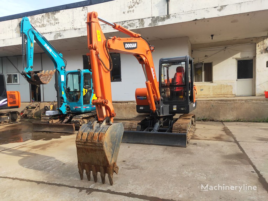 Doosan DH55 mini bager