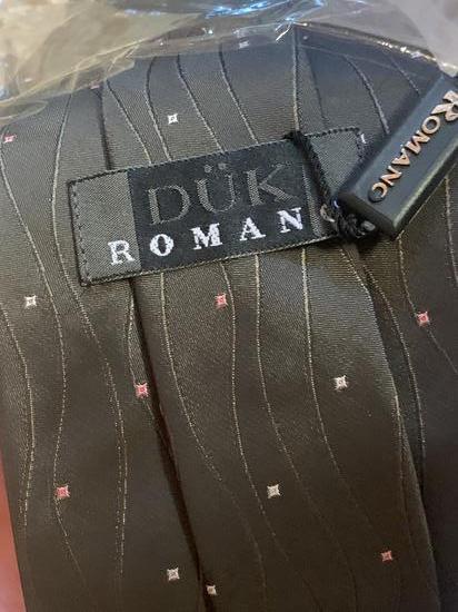 Duk Romano kravata