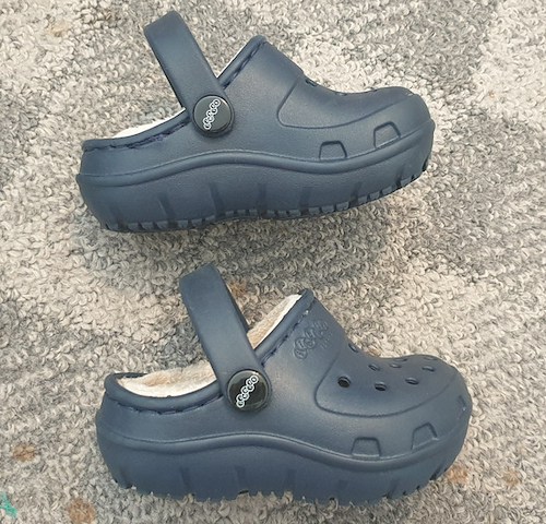 Crocs -Jibbitz by crocs postavljene papuče