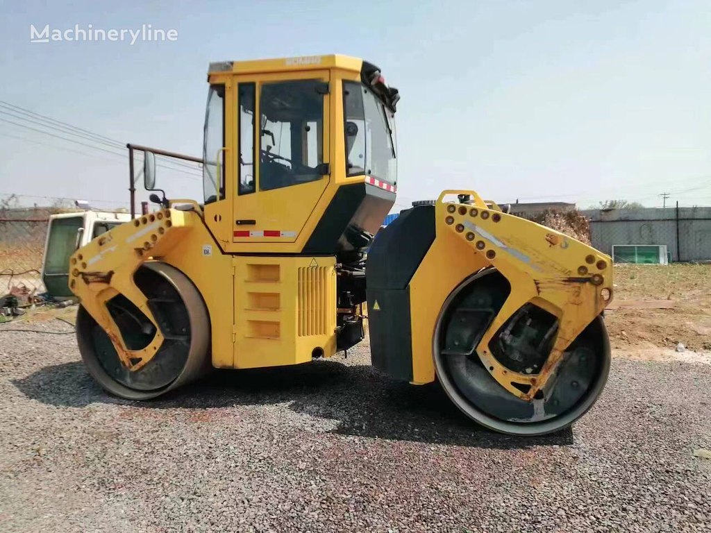 BOMAG BW203AD-4 valjak za asfalt