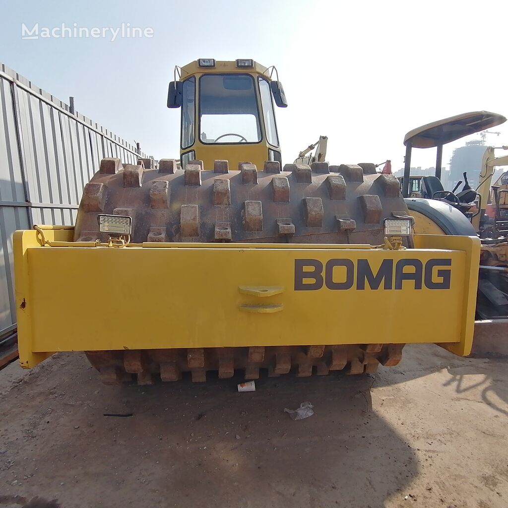 BOMAG BW217D-2 kompaktor