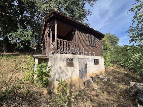 Prodaja, objekti za odmor vikendica, Kragujevac Botunje