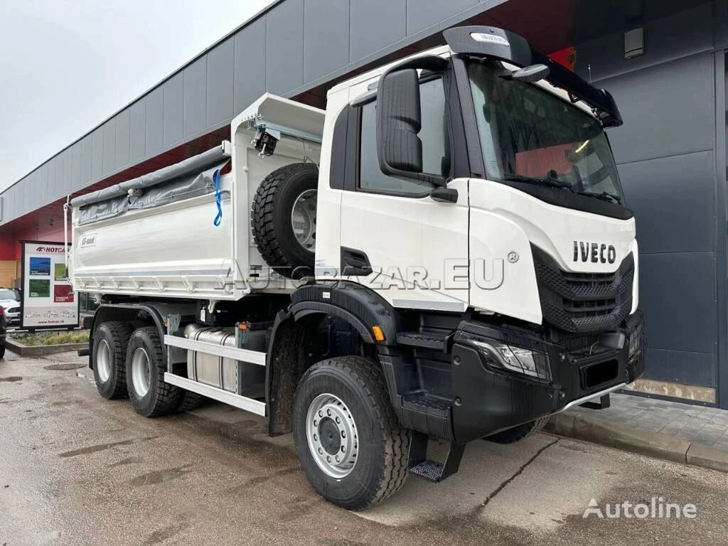 Novi IVECO T-WAY 6x6 kamion furgon