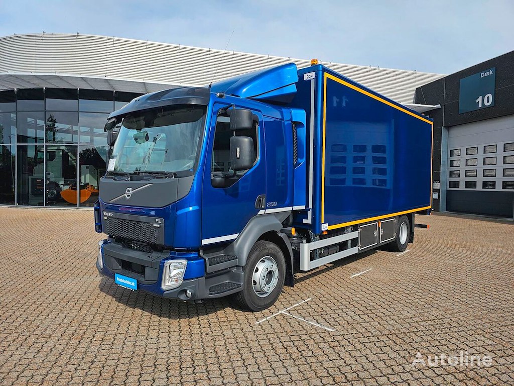 Volvo FL250 Fabriksny kamion furgon