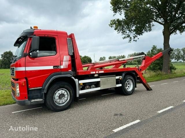 Prodaje se Volvo FM9-12 rol kiper sa kukom na aukciji