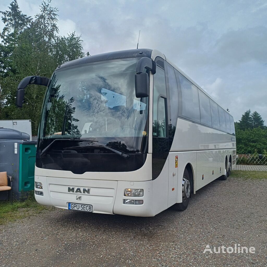 MAN R08 turistički autobus