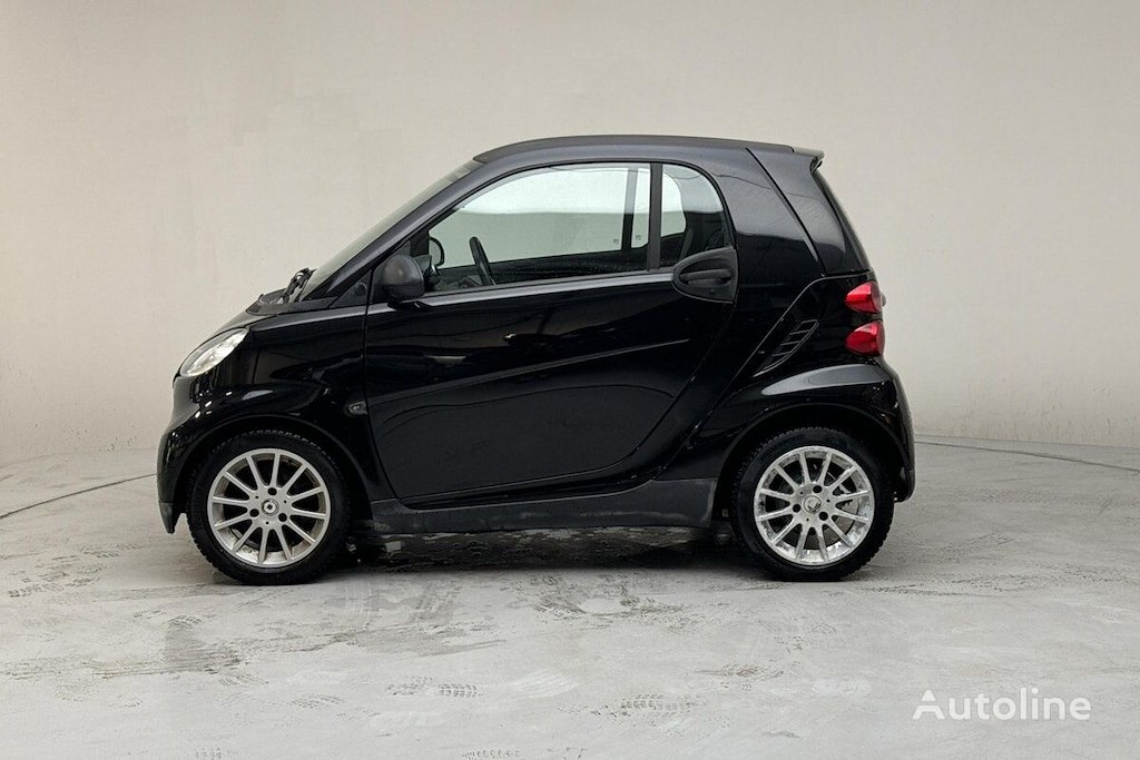 Prodaje se Smart ForTwo hečbek na aukciji