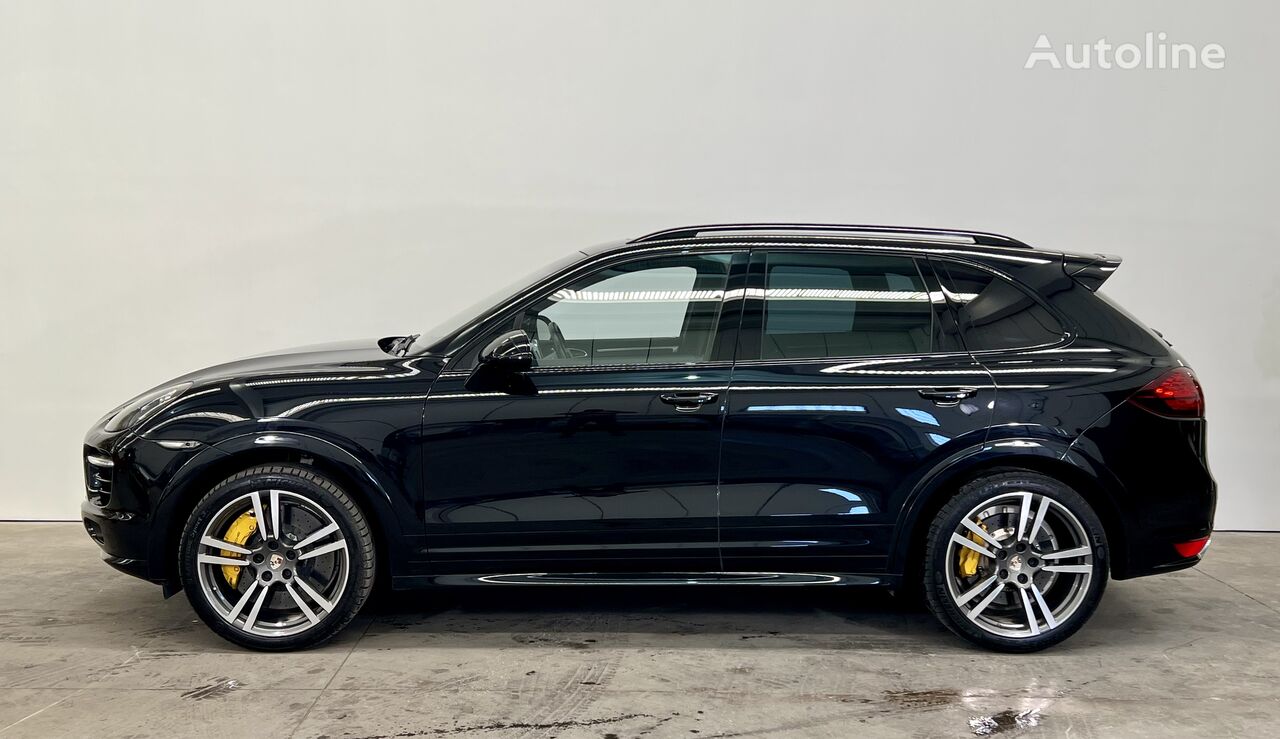 Porsche Cayenne Turbo krosover