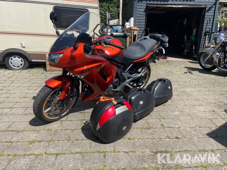 Prodaje se Kawasaki ER-6F motocikl na aukciji