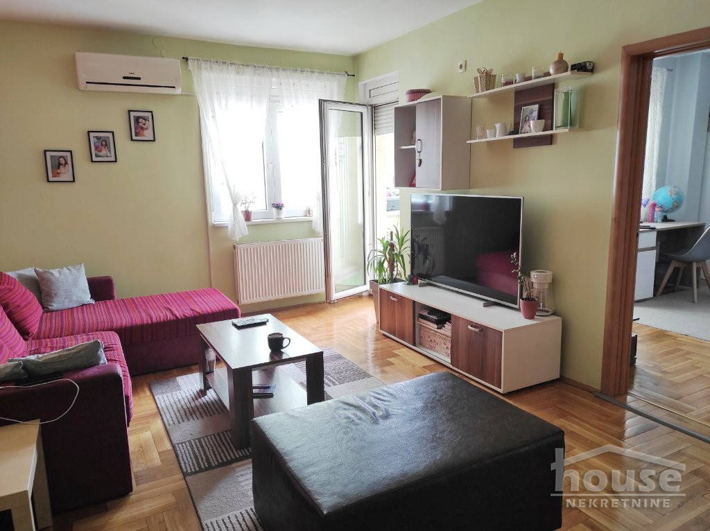 Stan,NOVI SAD,CENTAR 72m2,185400€ , ID: 1060956