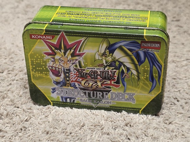 Yu Gi Oh kutija velika 11 x 7 x 4.5 cm