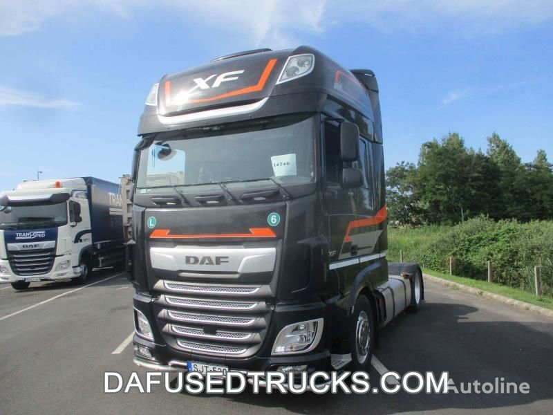 DAF XF 530 FT Low Deck tegljač