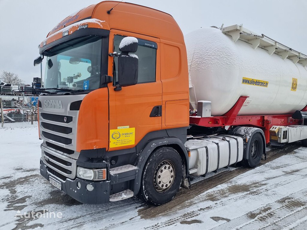 Scania R-410 tegljač + cisterna silos