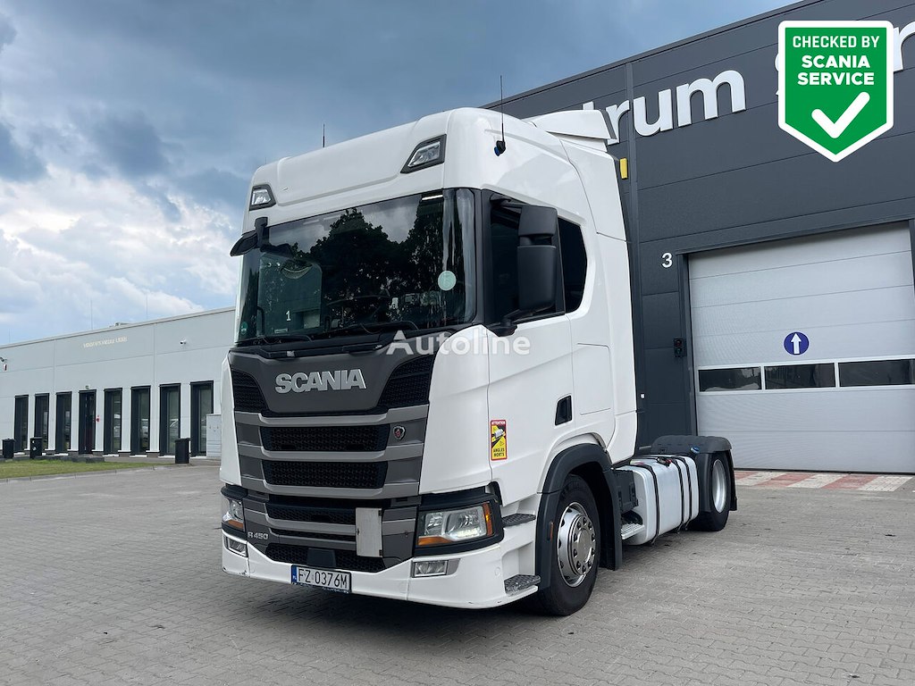 Scania R45 tegljač
