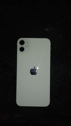 Prodajem Iphone 11 64gb