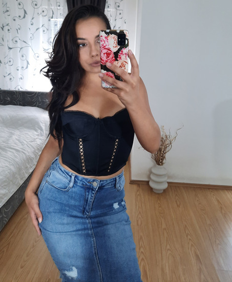    BLACK CORSET