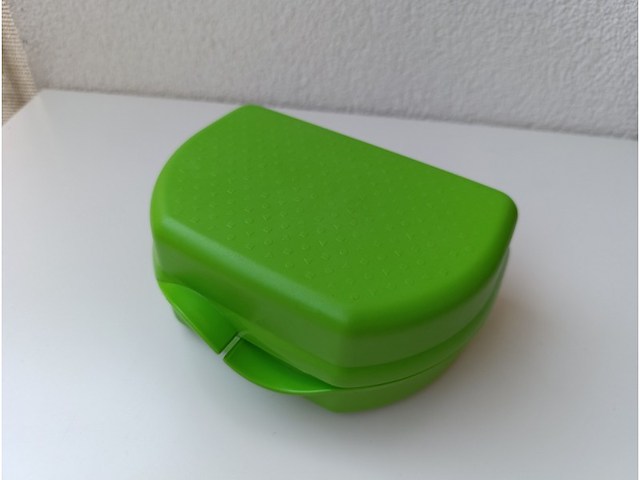 Tupperware posuda za sendvic/uzinu