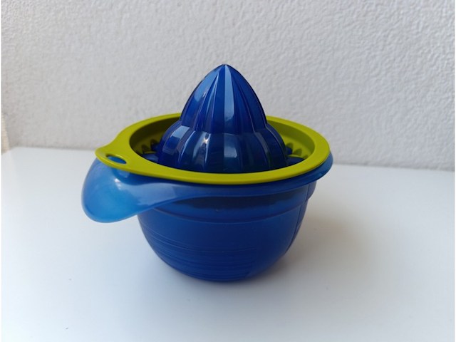 Tupperware original cediljka za limun