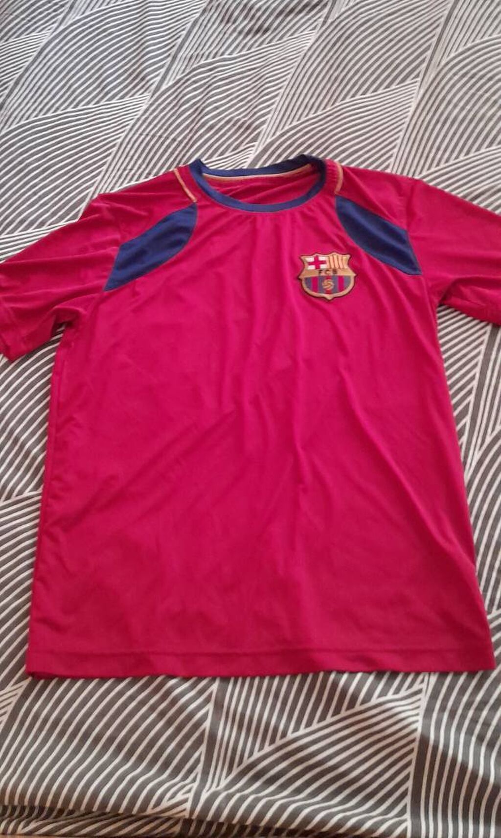 Dres Barselone Messi, L velicina