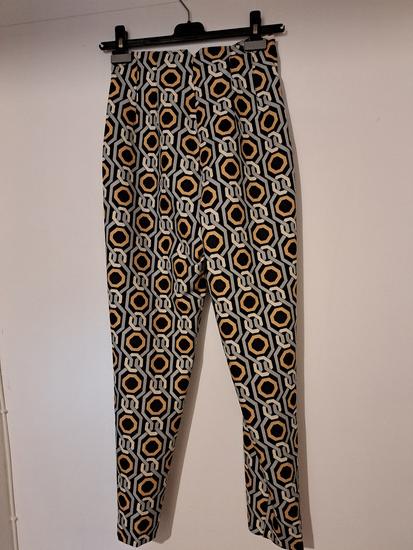 Zara pantalone visokog struka