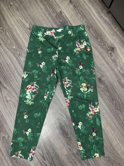 SADA 1000 H&M pantalone floralnog printa