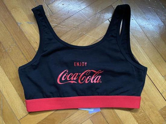 Coca cola top