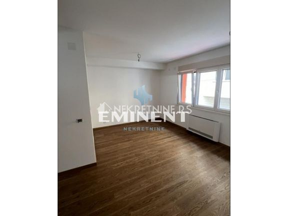 Vračar, Hram Svetog Save, Stojana Protića, 2.0, 33m2, 700 EUR