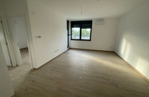 Prodajem Stan-Apartman, Bulevar Patrijarha Pavla