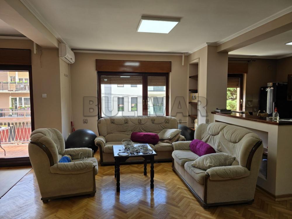 Solunskih ratnika, Četvorosoban stan za izdavanje, 120m2, 560€